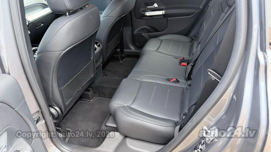 Grey Mercedes-Benz GLB-Class 2023 in Tallinn, with an engine capacity of 2.00 L and mileage of 52 thousand km for 44999 €, photo 8 on AUTOMOTO.COM.LV