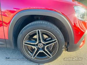 Red Mercedes-Benz GLB-Class 2020 in Tallinn, with an engine capacity of 2.00 L and mileage of 104 thousand km for 30990 €, photo 6 on AUTOMOTO.COM.LV