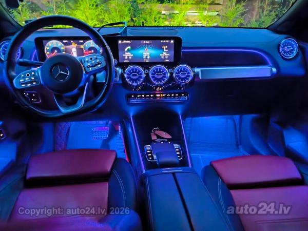 Sarkans Mercedes-Benz GLB-Class 2020 Tallina, ar dzinēja tilpumu 2.00 L un nobraukumu 104 tūkst. km par 30990 €, foto 8 vietnē AUTOMOTO.COM.LV
