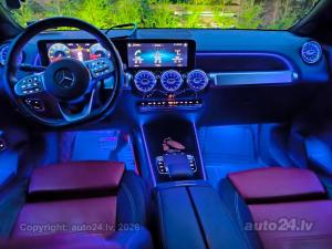 Red Mercedes-Benz GLB-Class 2020 in Tallinn, with an engine capacity of 2.00 L and mileage of 104 thousand km for 30990 €, photo 8 on AUTOMOTO.COM.LV