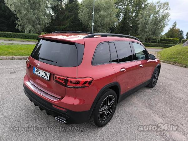 Sarkans Mercedes-Benz GLB-Class 2020 Tallina, ar dzinēja tilpumu 2.00 L un nobraukumu 104 tūkst. km par 30990 €, foto 9 vietnē AUTOMOTO.COM.LV