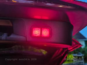 Red Mercedes-Benz GLB-Class 2020 in Tallinn, with an engine capacity of 2.00 L and mileage of 104 thousand km for 30990 €, photo 14 on AUTOMOTO.COM.LV