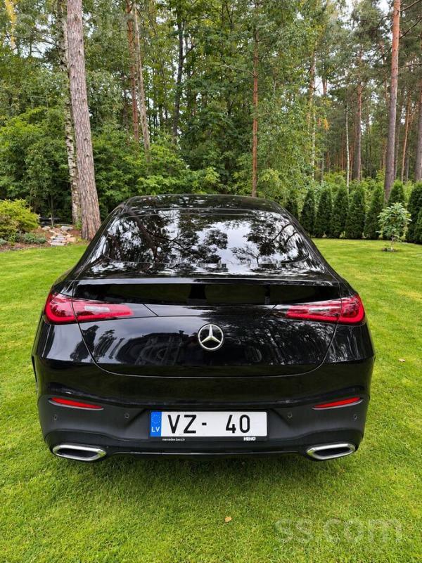 Black Mercedes-Benz GLC 200 2023 in Riga, with an engine capacity of 2.00 L and mileage of 56 thousand km for 49000 €, photo 5 on AUTOMOTO.COM.LV