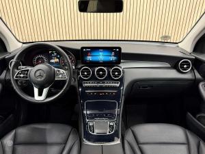 Black Mercedes-Benz GLC 200 2019 in Marijampole, with an engine capacity of 1.99 L and mileage of 114 thousand km for 25350 €, photo 10 on AUTOMOTO.COM.LV
