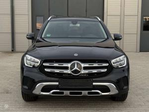 Melns Mercedes-Benz GLC 200 2019 Marijampole, ar dzinēja tilpumu 1.99 L un nobraukumu 114 tūkst. km par 24950 €, foto 4 vietnē AUTOMOTO.COM.LV