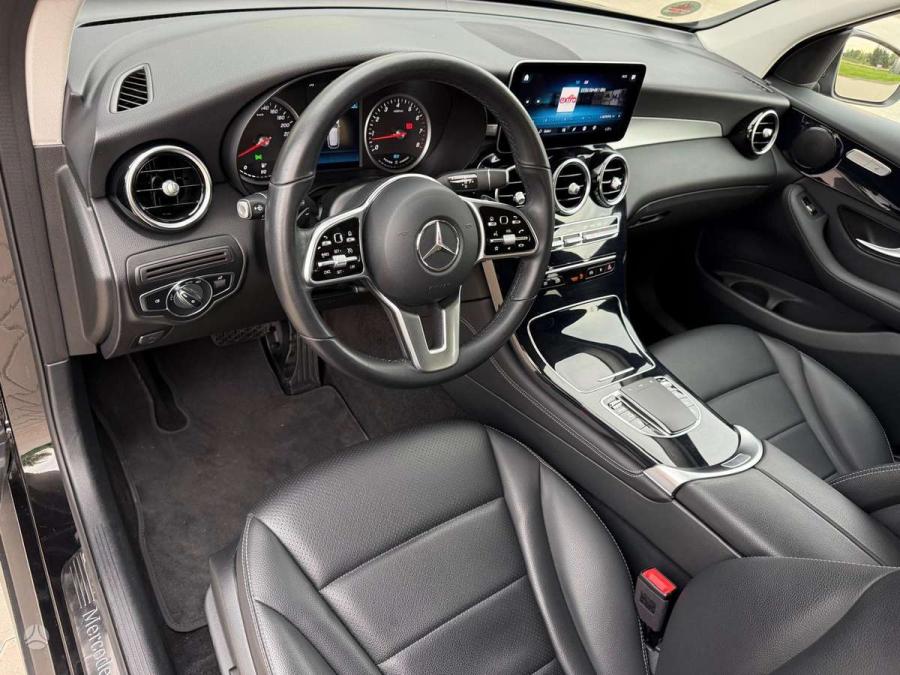 Melns Mercedes-Benz GLC 200 2019 Marijampole, ar dzinēja tilpumu 1.99 L un nobraukumu 114 tūkst. km par 24950 €, foto 11 vietnē AUTOMOTO.COM.LV