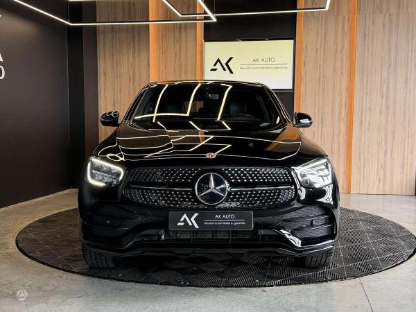 Melns Mercedes-Benz GLC 200 2020 Kauņa, ar dzinēja tilpumu 1.99 L un nobraukumu 120 tūkst. km par 34990 €, foto 4 vietnē AUTOMOTO.COM.LV