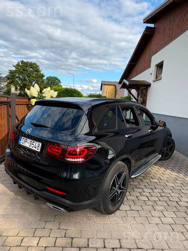 Melns Mercedes-Benz GLC 200 2021 Rīga, ar dzinēja tilpumu 2.00 L un nobraukumu 107 tūkst. km par 36500 €, foto 6 vietnē AUTOMOTO.COM.LV