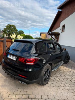 Melns Mercedes-Benz GLC 200 2021 Rīga, ar dzinēja tilpumu 2.00 L un nobraukumu 107 tūkst. km par 36500 €, foto 7 vietnē AUTOMOTO.COM.LV