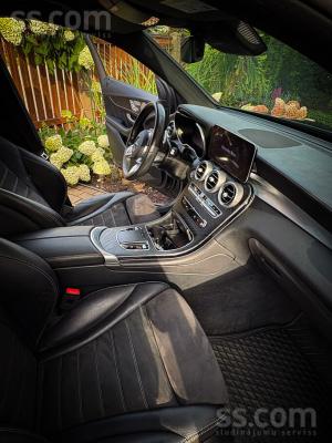 Melns Mercedes-Benz GLC 200 2021 Rīga, ar dzinēja tilpumu 2.00 L un nobraukumu 107 tūkst. km par 36500 €, foto 8 vietnē AUTOMOTO.COM.LV