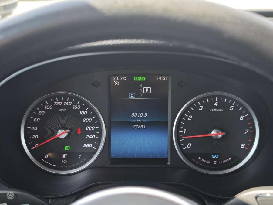 Black Mercedes-Benz GLC 200 2021 in Vilnius, with an engine capacity of 1.99 L and mileage of 78 thousand km for 34000 €, photo 13 on AUTOMOTO.COM.LV