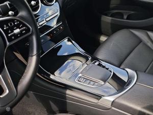 Black Mercedes-Benz GLC 200 2021 in Vilnius, with an engine capacity of 1.99 L and mileage of 78 thousand km for 34000 €, photo 15 on AUTOMOTO.COM.LV