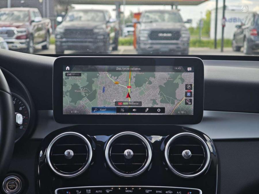 Black Mercedes-Benz GLC 200 2021 in Vilnius, with an engine capacity of 1.99 L and mileage of 78 thousand km for 34000 €, photo 16 on AUTOMOTO.COM.LV