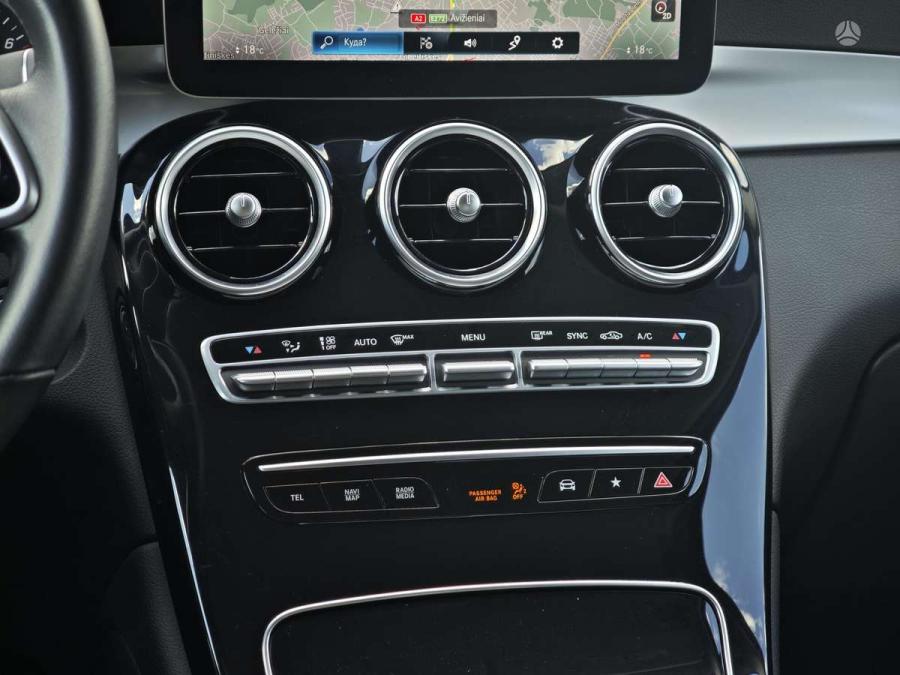 Black Mercedes-Benz GLC 200 2021 in Vilnius, with an engine capacity of 1.99 L and mileage of 78 thousand km for 34000 €, photo 17 on AUTOMOTO.COM.LV