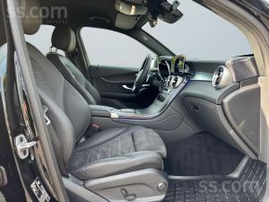 Melns Mercedes-Benz GLC 200 2022 Rīga, ar dzinēja tilpumu 2.00 L un nobraukumu 37 tūkst. km par 39800 €, foto 15 vietnē AUTOMOTO.COM.LV
