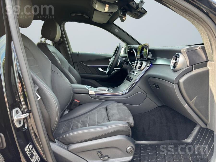 Melns Mercedes-Benz GLC 200 2022 Rīga, ar dzinēja tilpumu 2.00 L un nobraukumu 37 tūkst. km par 39800 €, foto 15 vietnē AUTOMOTO.COM.LV