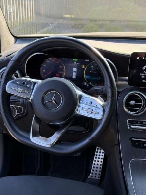 Melns Mercedes-Benz GLC 200 2022 Viļņa, ar dzinēja tilpumu 1.99 L un nobraukumu 57 tūkst. km par 36400 €, foto 12 vietnē AUTOMOTO.COM.LV