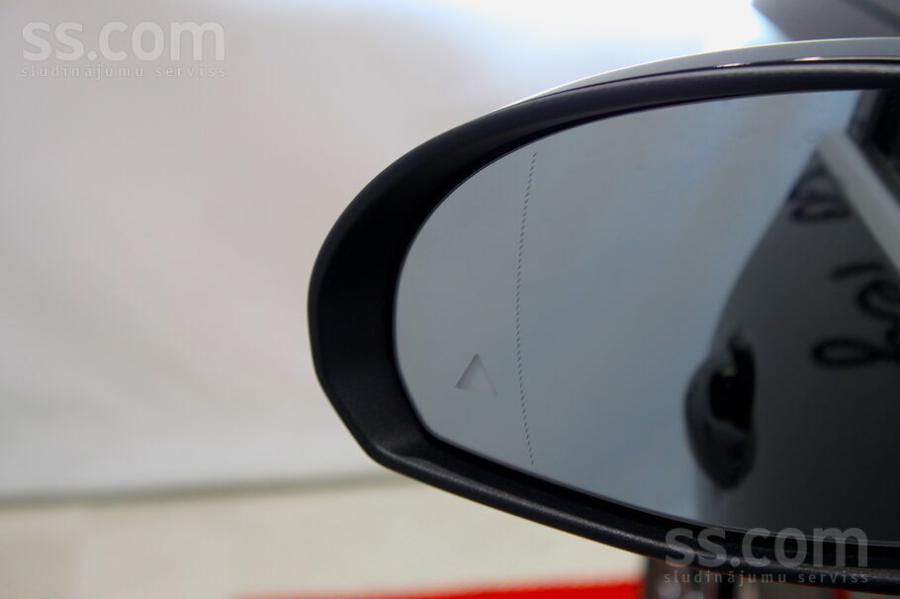 Melns Mercedes-Benz GLC 200 2023 Rīga, ar dzinēja tilpumu 2.00 L un nobraukumu 28 tūkst. km par 47900 €, foto 9 vietnē AUTOMOTO.COM.LV