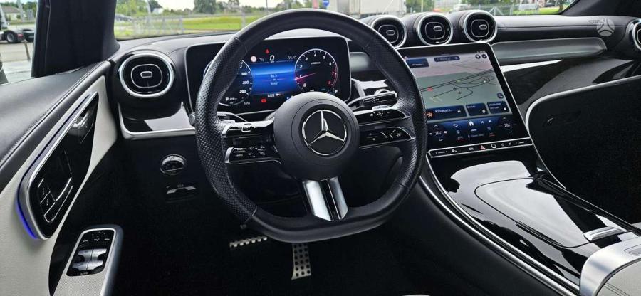 Melns Mercedes-Benz GLC 200 2023 Klaipėda, ar dzinēja tilpumu 2.00 L un nobraukumu 39 tūkst. km par 55000 €, foto 24 vietnē AUTOMOTO.COM.LV