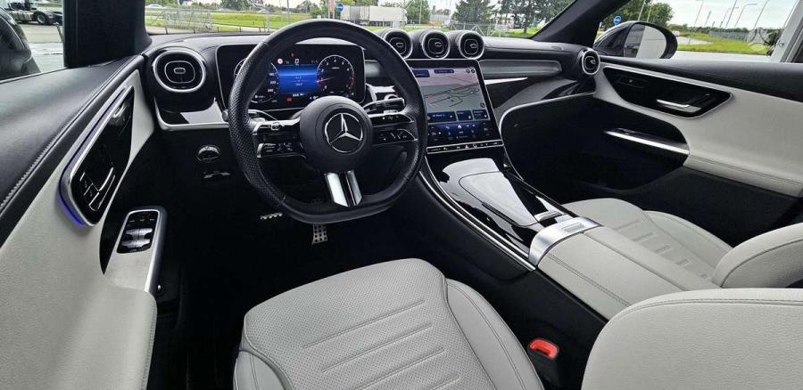 Melns Mercedes-Benz GLC 200 2023 Klaipėda, ar dzinēja tilpumu 2.00 L un nobraukumu 39 tūkst. km par 55000 €, foto 25 vietnē AUTOMOTO.COM.LV