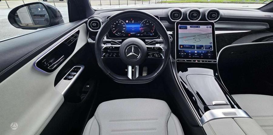 Melns Mercedes-Benz GLC 200 2023 Klaipėda, ar dzinēja tilpumu 2.00 L un nobraukumu 39 tūkst. km par 55000 €, foto 26 vietnē AUTOMOTO.COM.LV