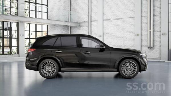 Melns Mercedes-Benz GLC 200 2025 Rīga, ar dzinēja tilpumu 2.00 L un nobraukumu 14 tūkst. km par 61900 €, foto 3 vietnē AUTOMOTO.COM.LV
