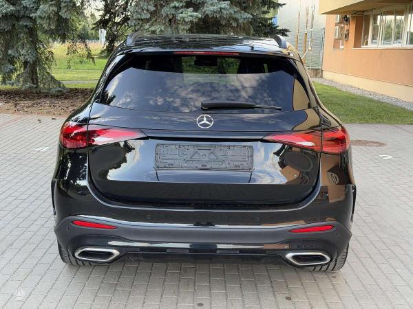 Melns Mercedes-Benz GLC 200 2025 Kauņa, ar dzinēja tilpumu 2.00 L un nobraukumu 30 tūkst. km par 41990 €, foto 5 vietnē AUTOMOTO.COM.LV