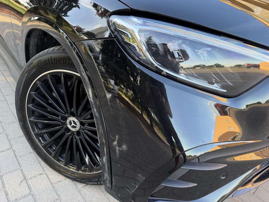 Melns Mercedes-Benz GLC 200 2025 Kauņa, ar dzinēja tilpumu 2.00 L un nobraukumu 30 tūkst. km par 41990 €, foto 14 vietnē AUTOMOTO.COM.LV
