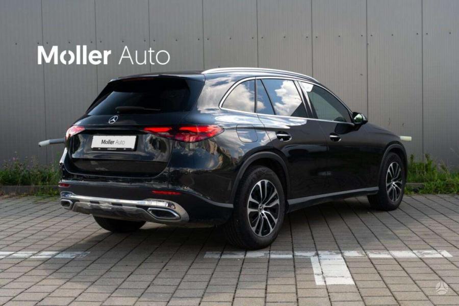 Melns Mercedes-Benz GLC 200 2025 Viļņa, ar dzinēja tilpumu 2.00 L un nobraukumu 31 tūkst. km par 49350 €, foto 7 vietnē AUTOMOTO.COM.LV