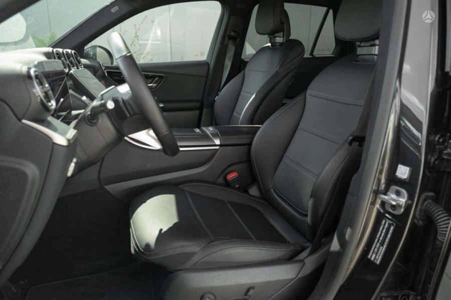 Melns Mercedes-Benz GLC 200 2025 Viļņa, ar dzinēja tilpumu 2.00 L un nobraukumu 31 tūkst. km par 49350 €, foto 9 vietnē AUTOMOTO.COM.LV