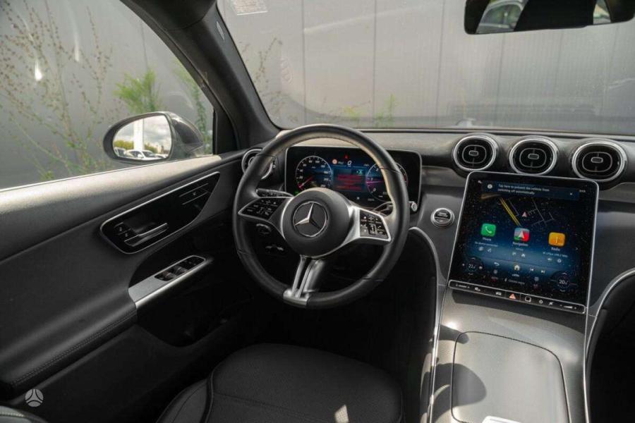 Melns Mercedes-Benz GLC 200 2025 Viļņa, ar dzinēja tilpumu 2.00 L un nobraukumu 31 tūkst. km par 49350 €, foto 22 vietnē AUTOMOTO.COM.LV
