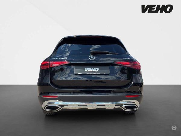 Melns Mercedes-Benz GLC 200 2026 Viļņa, ar dzinēja tilpumu 1.99 L un nobraukumu 10 tūkst. km par 51900 €, foto 4 vietnē AUTOMOTO.COM.LV