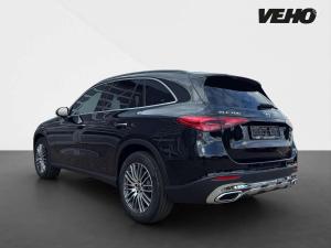 Melns Mercedes-Benz GLC 200 2026 Viļņa, ar dzinēja tilpumu 2.00 L un nobraukumu 0 tūkst. km par 58125 €, foto 4 vietnē AUTOMOTO.COM.LV