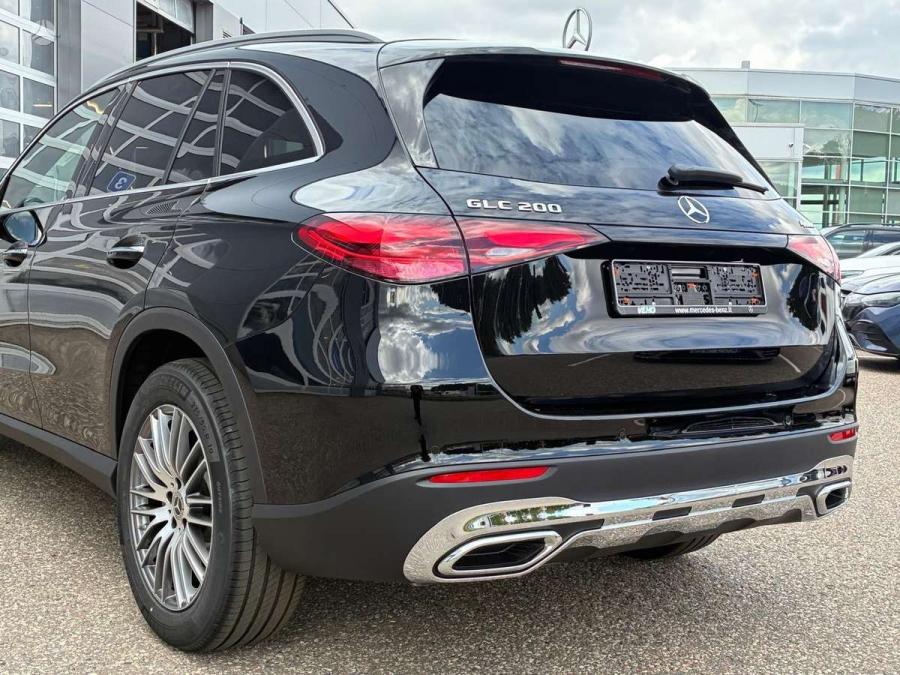 Melns Mercedes-Benz GLC 200 2026 Viļņa, ar dzinēja tilpumu 2.00 L un nobraukumu 0 tūkst. km par 58125 €, foto 11 vietnē AUTOMOTO.COM.LV
