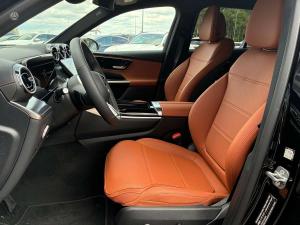 Melns Mercedes-Benz GLC 200 2026 Viļņa, ar dzinēja tilpumu 2.00 L un nobraukumu 0 tūkst. km par 58125 €, foto 15 vietnē AUTOMOTO.COM.LV
