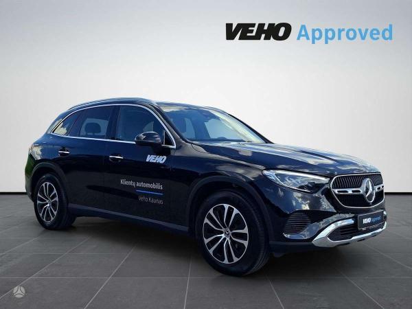 Черный Мерседес ГЛЦ 200 2026 в Каунас, объемом двигателя 1.99 л и пробегом 6 тыс. км за 55500 €, фото 4 на AUTOMOTO.COM.LV