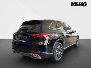 Black Mercedes-Benz GLC 200 2026 in Vilnius, with an engine capacity of 1.99 L and mileage of 0 thousand km for 55230 €, photo 4 on AUTOMOTO.COM.LV