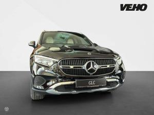Black Mercedes-Benz GLC 200 2026 in Vilnius, with an engine capacity of 1.99 L and mileage of 0 thousand km for 55230 €, photo 7 on AUTOMOTO.COM.LV