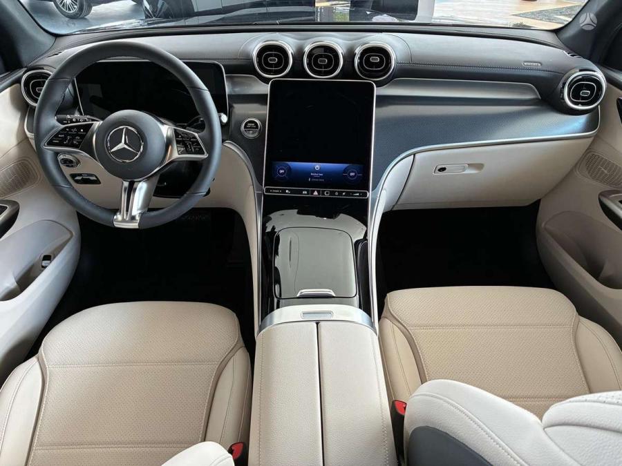 Black Mercedes-Benz GLC 200 2026 in Vilnius, with an engine capacity of 1.99 L and mileage of 0 thousand km for 55230 €, photo 16 on AUTOMOTO.COM.LV