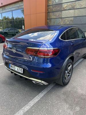 Blue Mercedes-Benz GLC 200 2019 in Vilnius, with an engine capacity of 1.99 L and mileage of 68 thousand km for 33500 €, photo 6 on AUTOMOTO.COM.LV