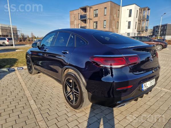 Zils Mercedes-Benz GLC 200 2023 Rīga, ar dzinēja tilpumu 2.00 L un nobraukumu 80 tūkst. km par 42000 €, foto 1 vietnē AUTOMOTO.COM.LV