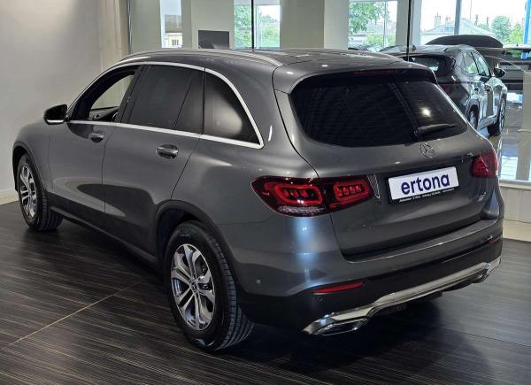 Grey Mercedes-Benz GLC 200 2020 in Siauliai, with an engine capacity of 1.99 L and mileage of 84 thousand km for 32900 €, photo 5 on AUTOMOTO.COM.LV