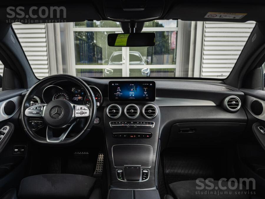 Pelēks Mercedes-Benz GLC 200 2020 Rīga, ar dzinēja tilpumu 2.00 L un nobraukumu 90 tūkst. km par 26900 €, foto 24 vietnē AUTOMOTO.COM.LV