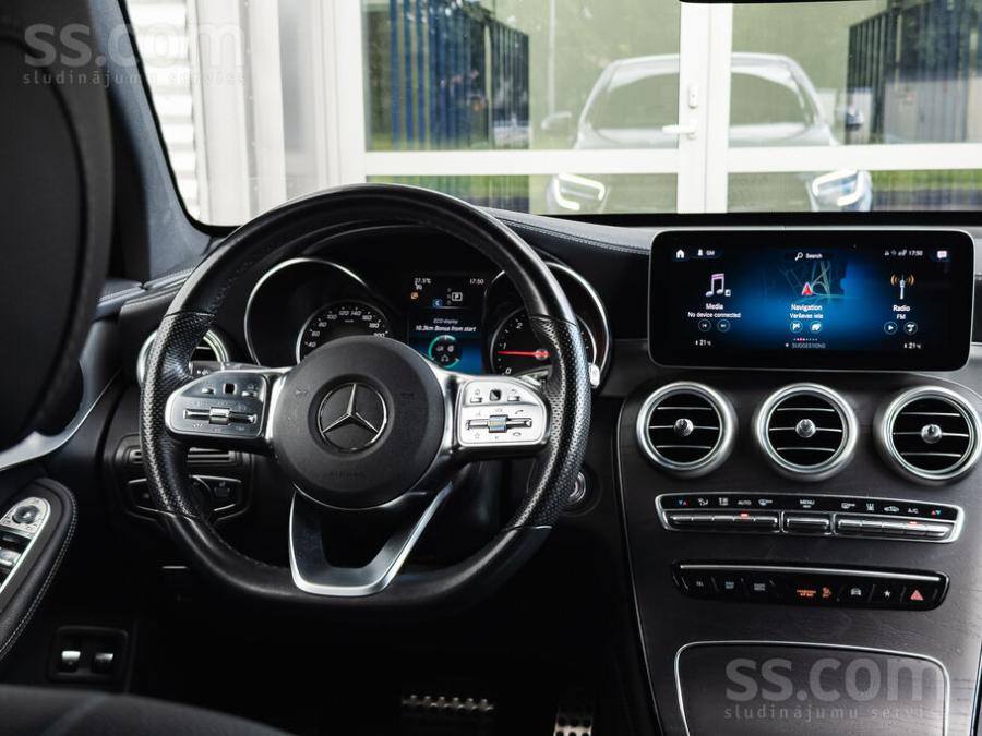 Pelēks Mercedes-Benz GLC 200 2020 Rīga, ar dzinēja tilpumu 2.00 L un nobraukumu 90 tūkst. km par 26900 €, foto 25 vietnē AUTOMOTO.COM.LV