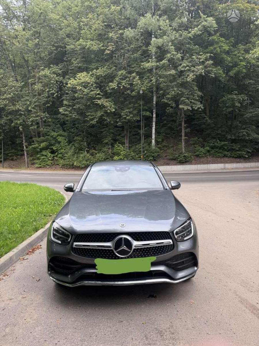 Pelēks Mercedes-Benz GLC 200 2020 Kauņa, ar dzinēja tilpumu 1.95 L un nobraukumu 151 tūkst. km par 29900 €, foto 4 vietnē AUTOMOTO.COM.LV