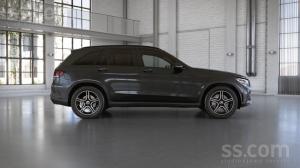 Pelēks Mercedes-Benz GLC 200 2021 Rīga, ar dzinēja tilpumu 2.00 L un nobraukumu 58 tūkst. km par 36900 €, foto 3 vietnē AUTOMOTO.COM.LV