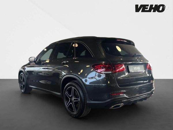 Grey Mercedes-Benz GLC 200 2021 in Kaunas, with an engine capacity of 1.95 L and mileage of 99 thousand km for 34900 €, photo 3 on AUTOMOTO.COM.LV