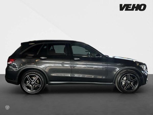 Grey Mercedes-Benz GLC 200 2021 in Kaunas, with an engine capacity of 1.95 L and mileage of 99 thousand km for 34900 €, photo 6 on AUTOMOTO.COM.LV