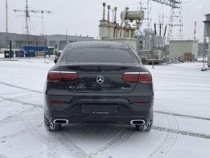 Grey Mercedes-Benz GLC 200 2022 in Siauliai, with an engine capacity of 1.95 L and mileage of 145 thousand km for 34000 €, photo 5 on AUTOMOTO.COM.LV