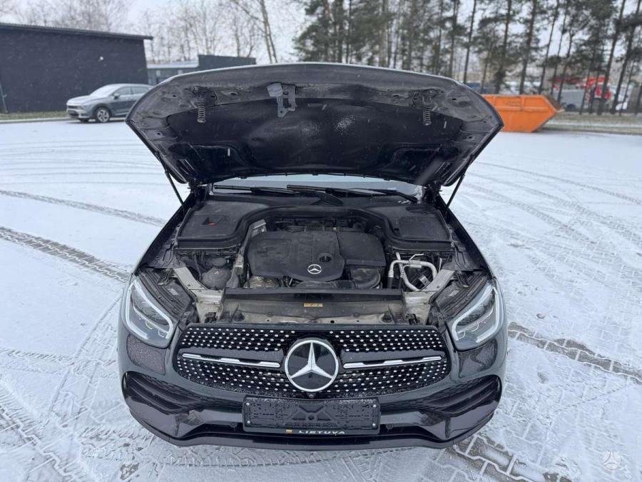 Grey Mercedes-Benz GLC 200 2022 in Siauliai, with an engine capacity of 1.95 L and mileage of 145 thousand km for 34000 €, photo 22 on AUTOMOTO.COM.LV
